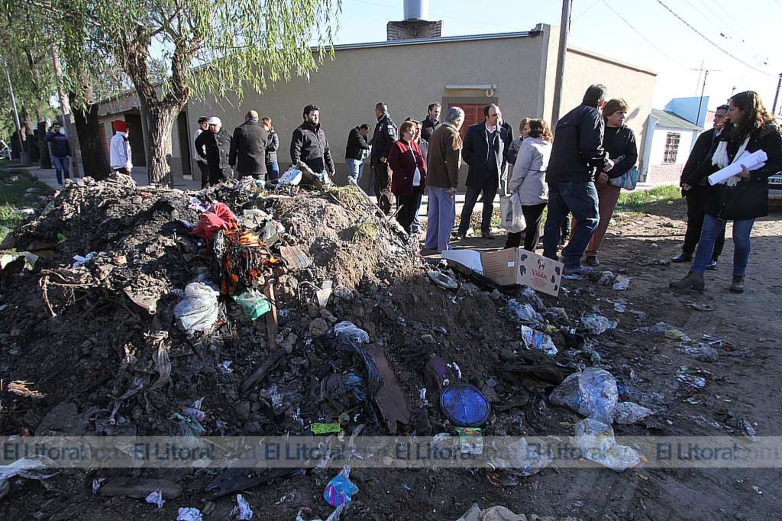 Barrio Santa Rosa de Lima calles rotas