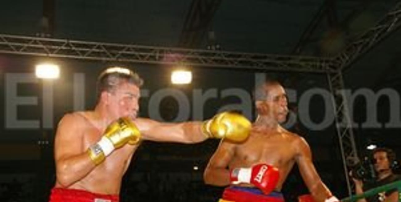 El boxeador santafesino "Tata" Baldomir ganó por puntos en San Juan
