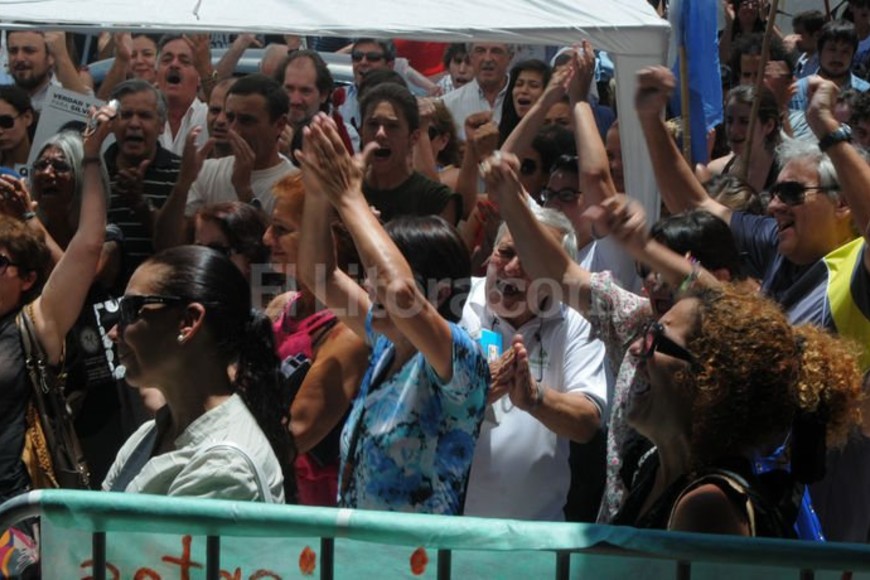 Condenaron a perpetua al ex coronel González - El Litoral