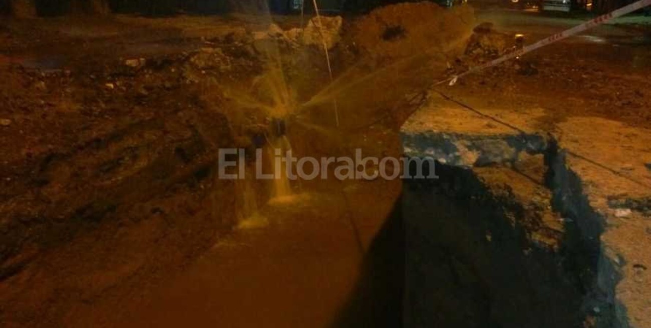 Advierten por la rotura de un caño en la obra del Desagüe Entre Ríos ...