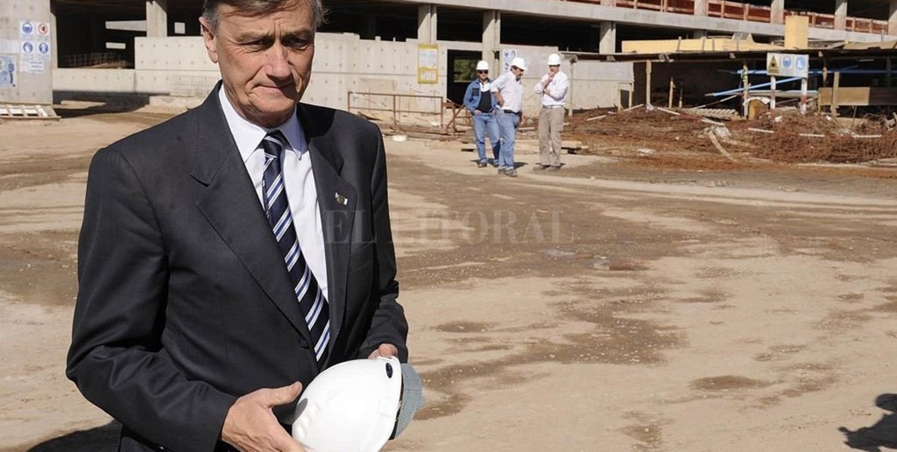 Una avenida en homenaje a Binner, a la vera del hospital público más ...