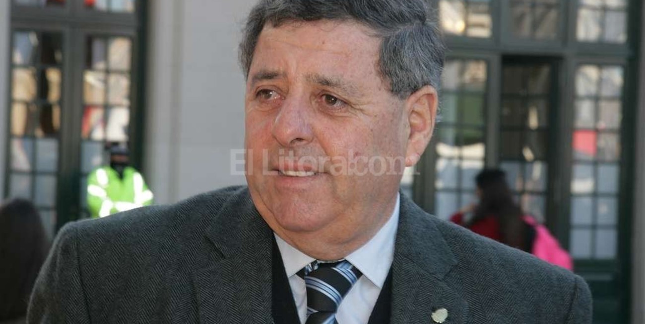 De Angeli presentó a un funcionario nacional como "Ricky Martin"