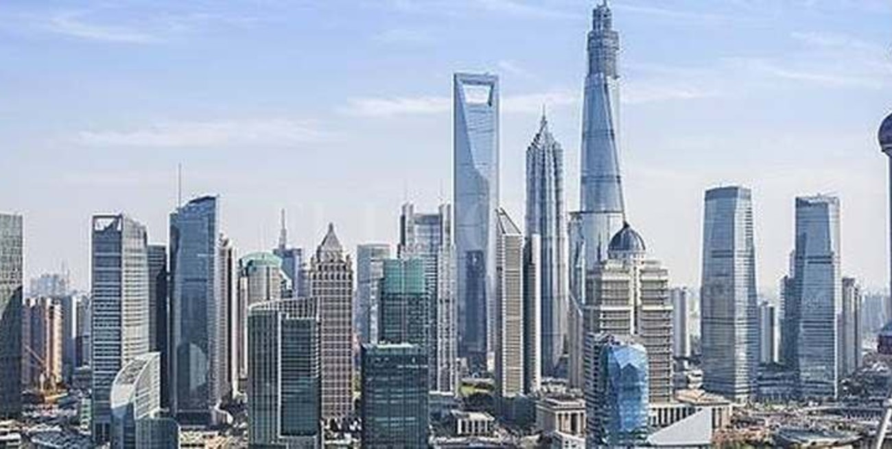 Shangai inaugura su primera estación de energía solar