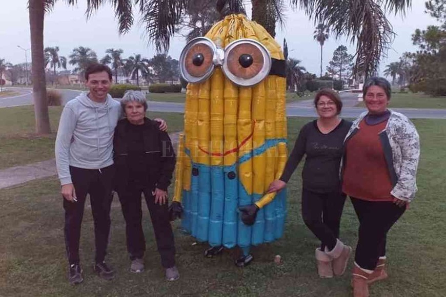 Nuevo Torino: el pueblo donde los Minions y el conejo de pascua cobran vida