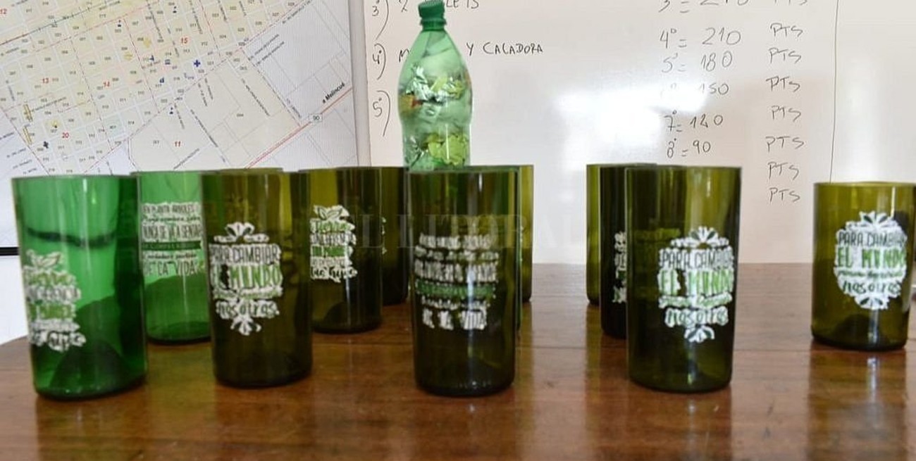 Para imitar: invitan a canjear ecoBotellas por ecoVasos