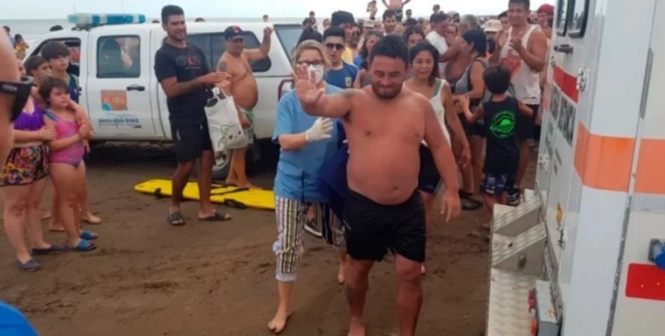 "La teníamos que pelear": rescataron a dos kayakistas náufragos en el ...