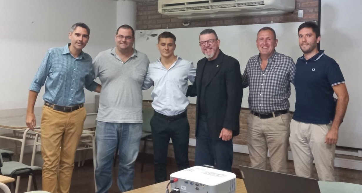 Se graduó el ingeniero industrial número 500 en la UTN Santa Fe