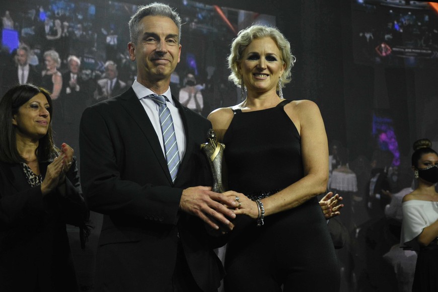 Celebrando la excelencia en Santa Fe: una mirada a los premios El Brigadier Honoríficos