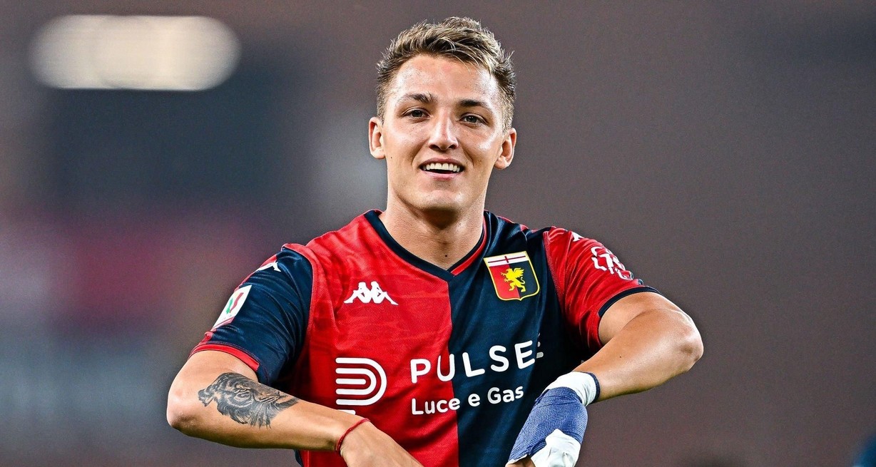 Mateo Retegui marcó dos goles en su debut oficial en Genoa: uno fue a ...