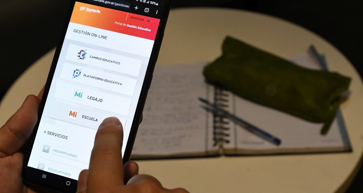 "Sin adherirse a la libreta digital, los padres no verán las calificaciones de sus hijos"
