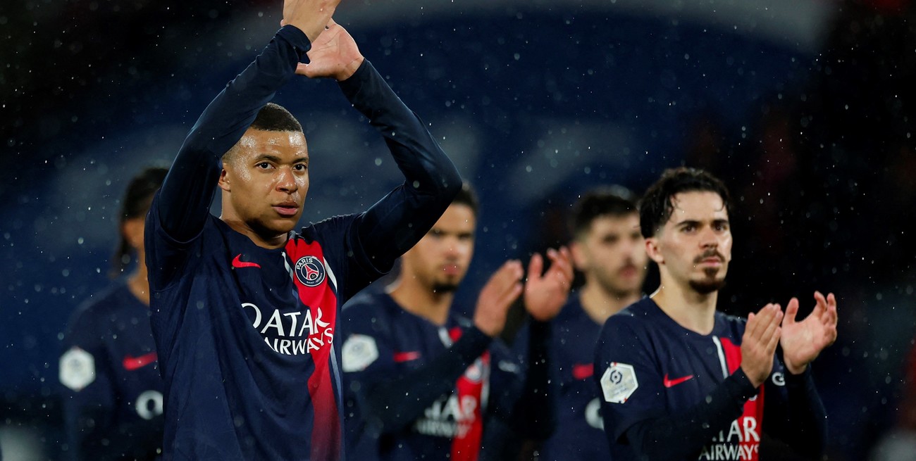 Borussia Dortmund enfrenta a PSG, por un lugar en la final