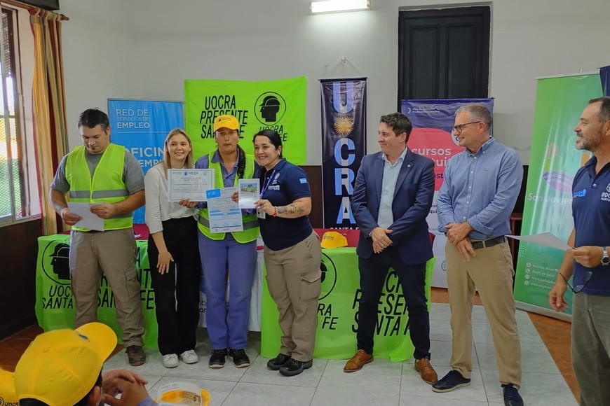 Quince sanjavierinos finalizaron el curso de Operario de Maquinaria Vial Pesada